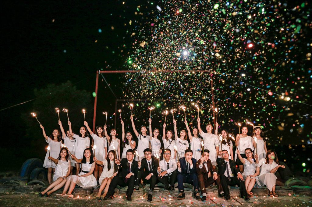 10 concept chụp kỷ yếu chất và đẹp không thể bỏ qua | Aphoto